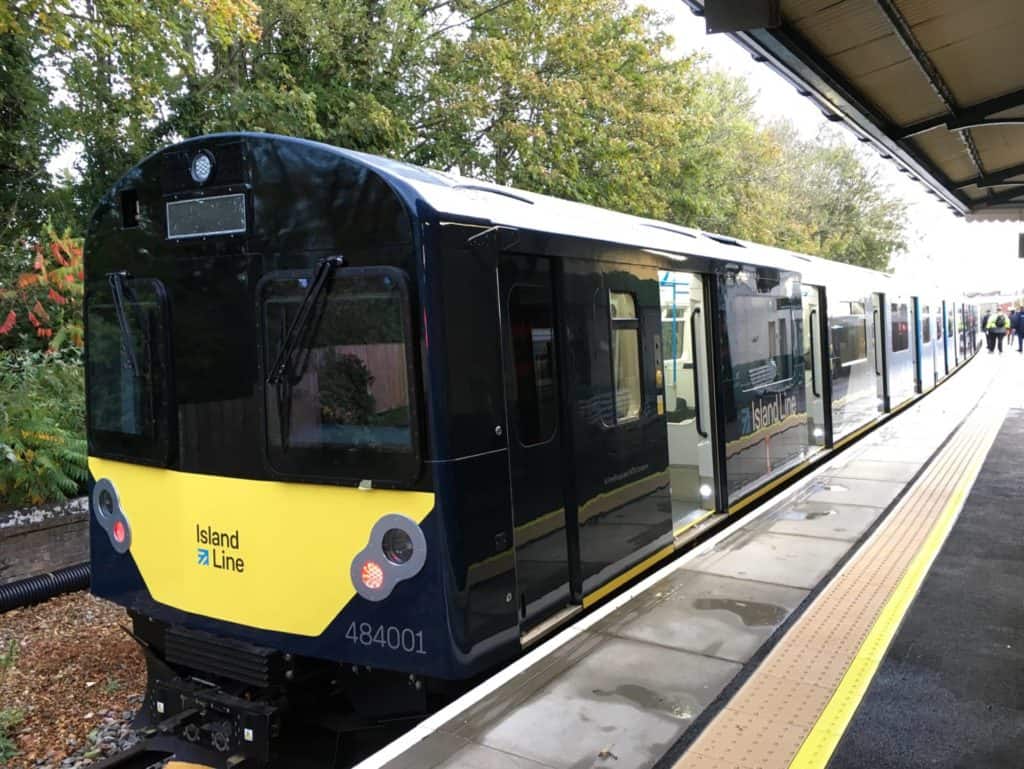First look at new Island Line train interior (HD computer rendering)