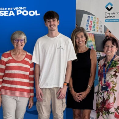 All Colours Sam, aka Sam the Sandown Clown Archives - Isle of Wight ...