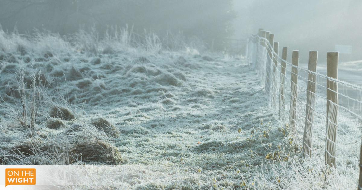 Cold spell set to sweep the UK this weekend, Met Office advises