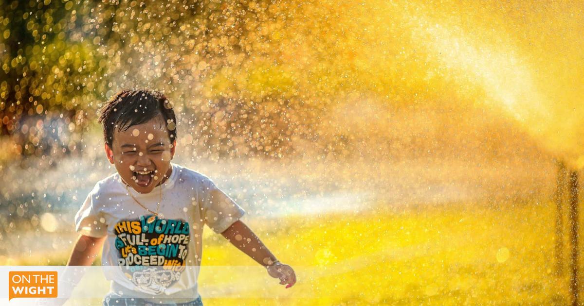 Changeable UK weather to give way to hot and humid conditions this weekend