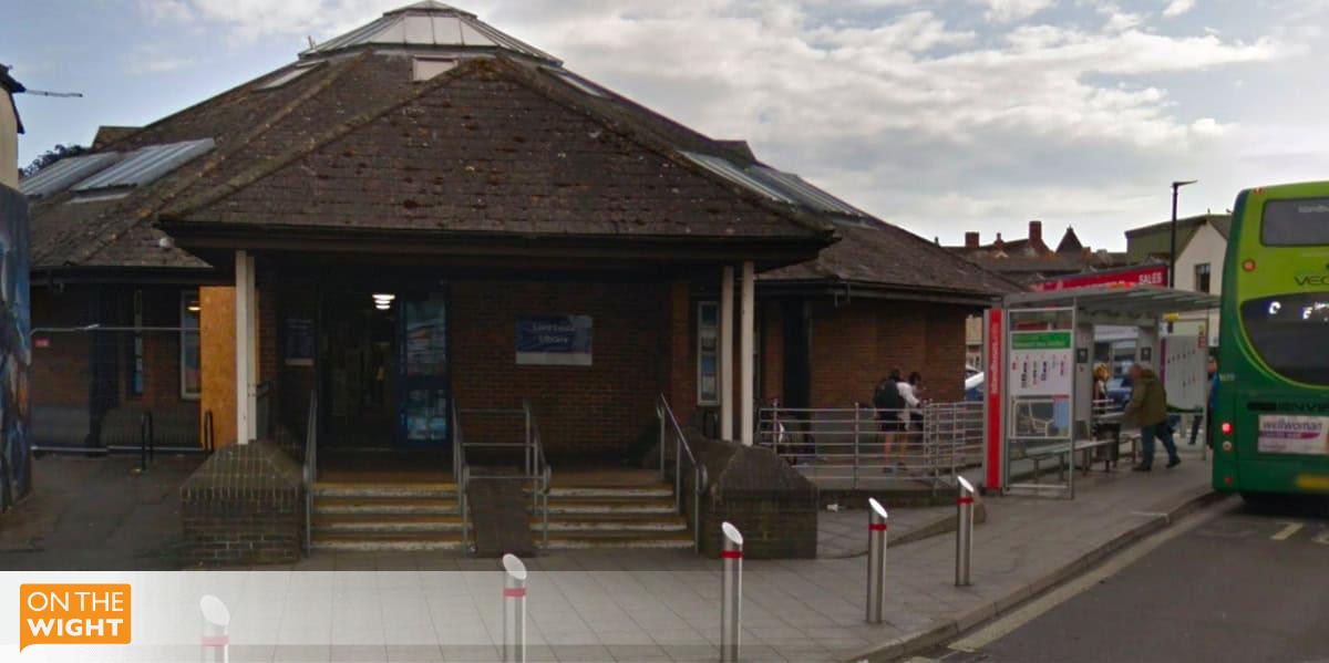 Lord Louis Library supports Spellow with solidarity light display